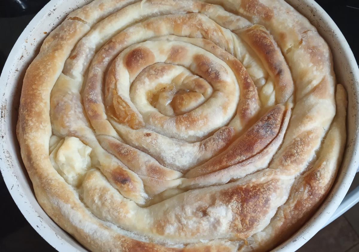 Domaća pita od jabuka: Starinska poslastica za hladne dane! (RECEPT) | Stil