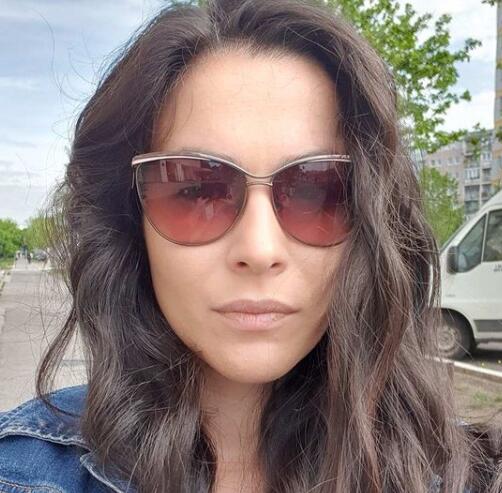 Zašto se glumica Marija Petronijević vratila na selo | Stil