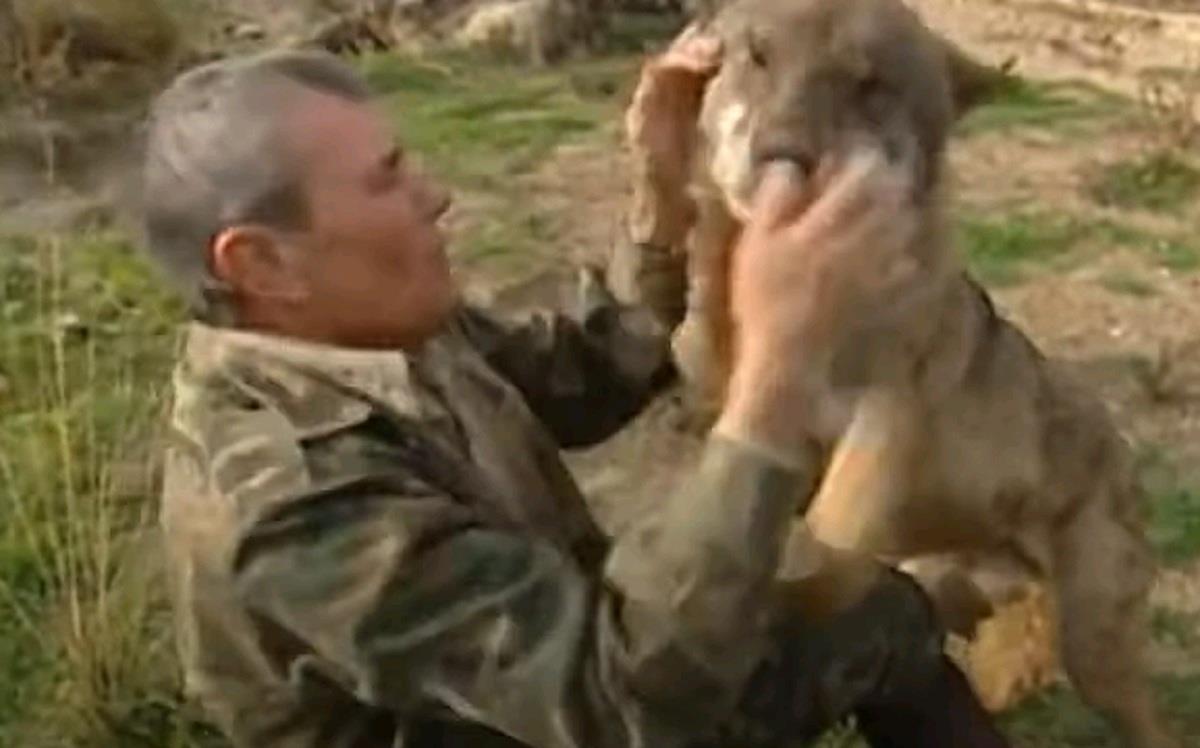 Priča o čoveku kojeg su odgojili vukovi | Stil