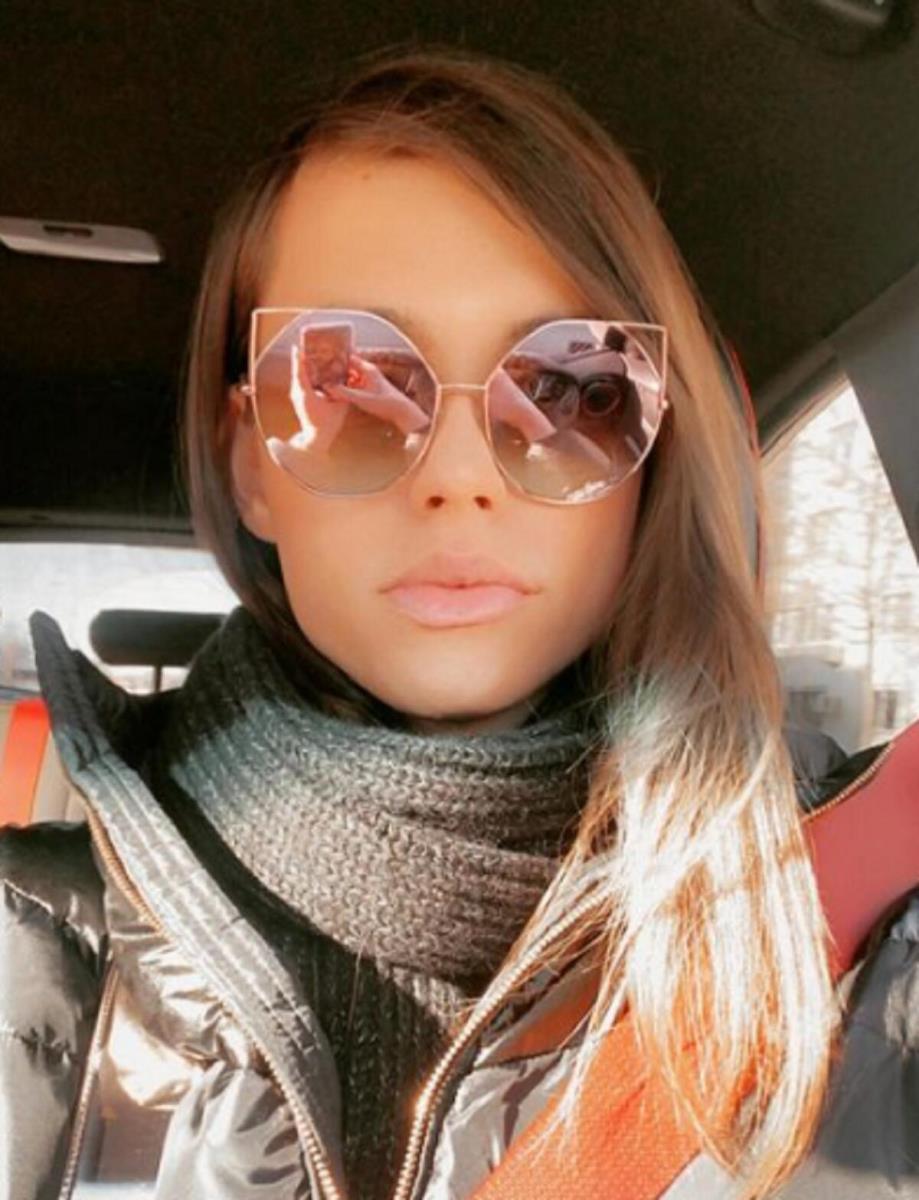 Kako je Alina Juhart izgledala kao muškarac | Stil