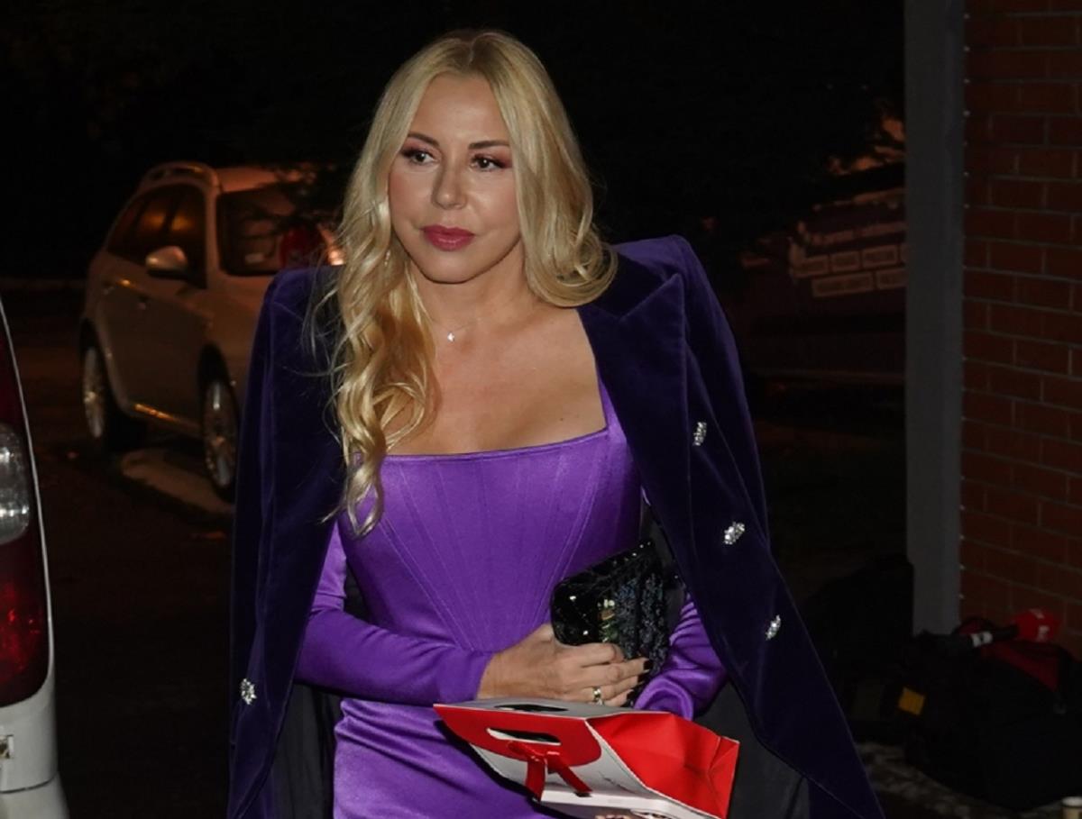 Piksijeva supruga oduševila izgledom na Breninoj slavi | Stil