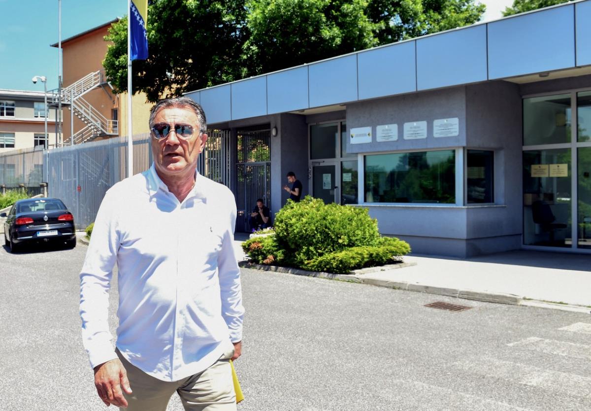 Hrvatska bruji o Zdravku koji je zaveo 30 god mlađu Jelenu | Stil