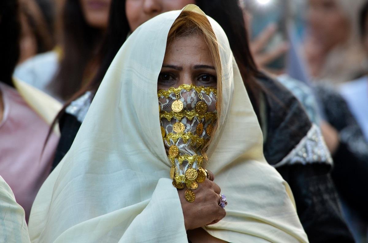 Muslimanka opisala kako je izgubila nevinost | Stil