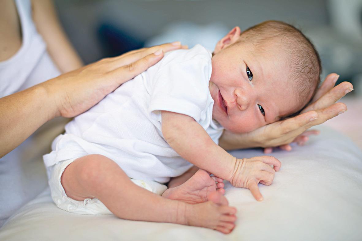 Šta uraditi kada bebu muči stomačić? | Stil