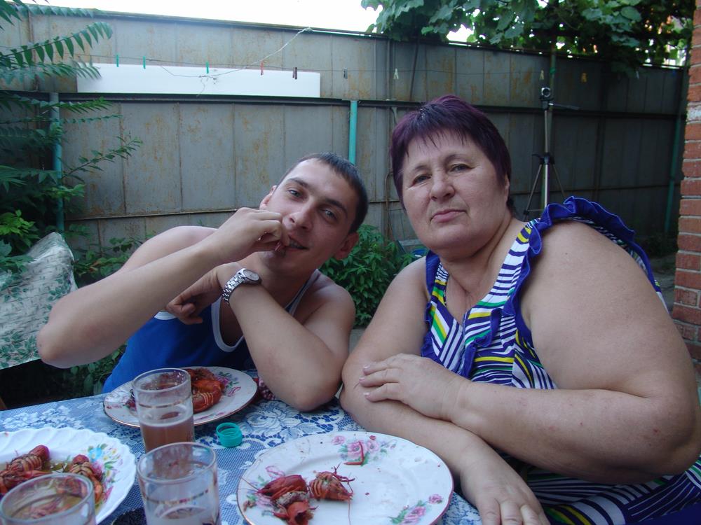 Ispovest svekrve koja je saznala da njen sin vara snaju sa komšinicom | Stil