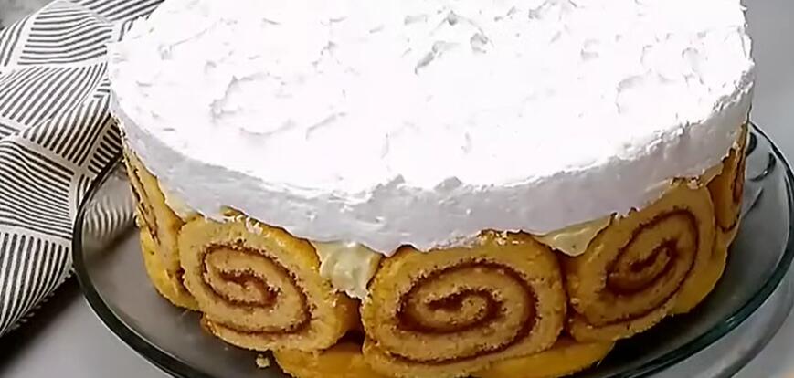 Recept za rolat tortu sa bananama | Stil