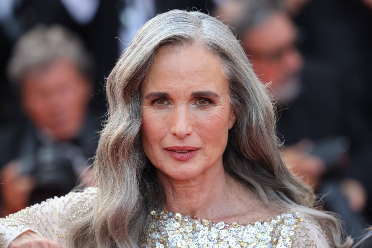 Najbolje frizure za žene sa sedom kosom | Stil