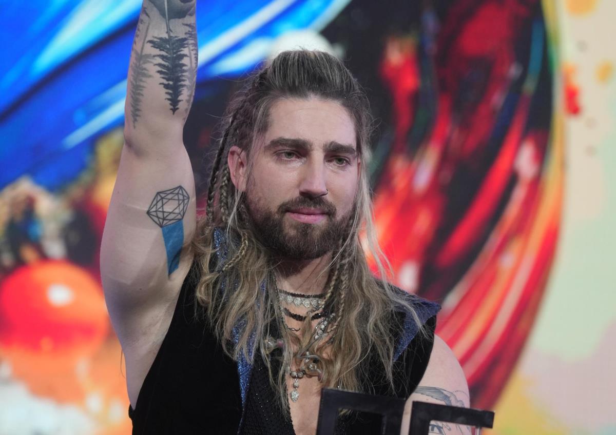 Kako je Princ od Vranja nekada izgledao bez kose i brade? | Stil