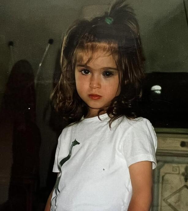 Ispovest Karlote koja ima Otin mladež na licu | Stil