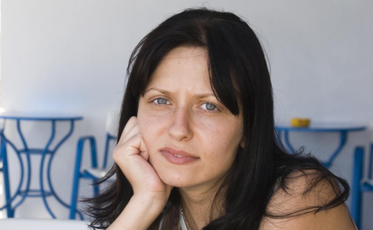 Ispovest devojke koja je kumu izbacila sa svadbe zbog haljine | Stil