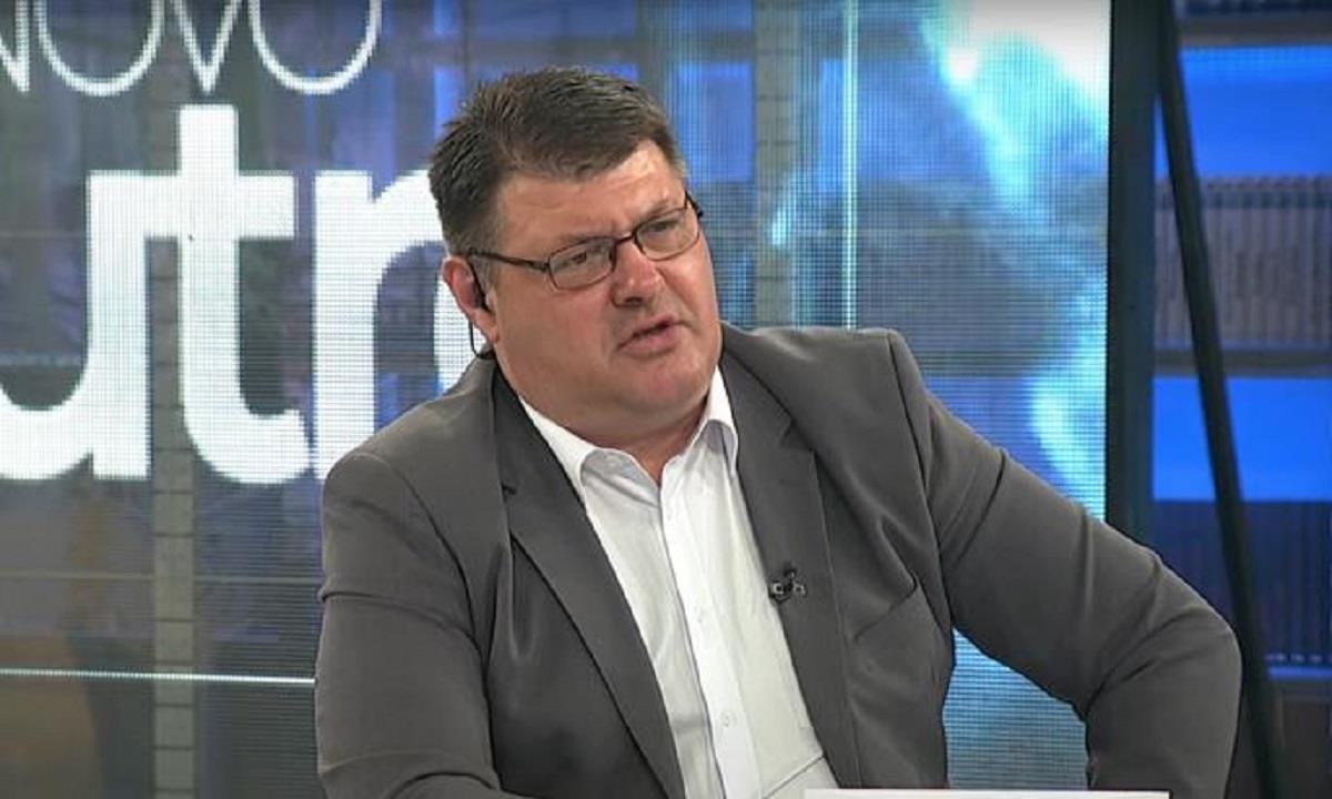 Predrag Sarapa ima dve fakultetske diplome | Stil