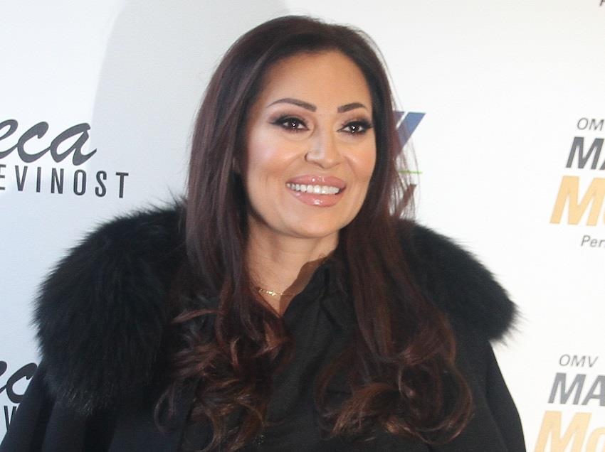 Trik Cece Ražnatović za lepotu i blistav izgled: Sve žene će početi ovo ...