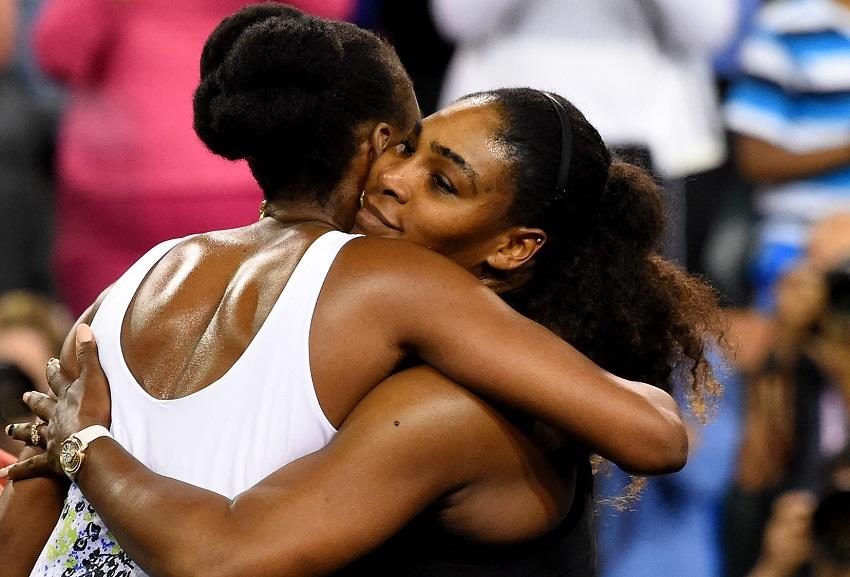 15 godina ne mogu da prebole tragediju: Serena i Venus Vilijams na ...