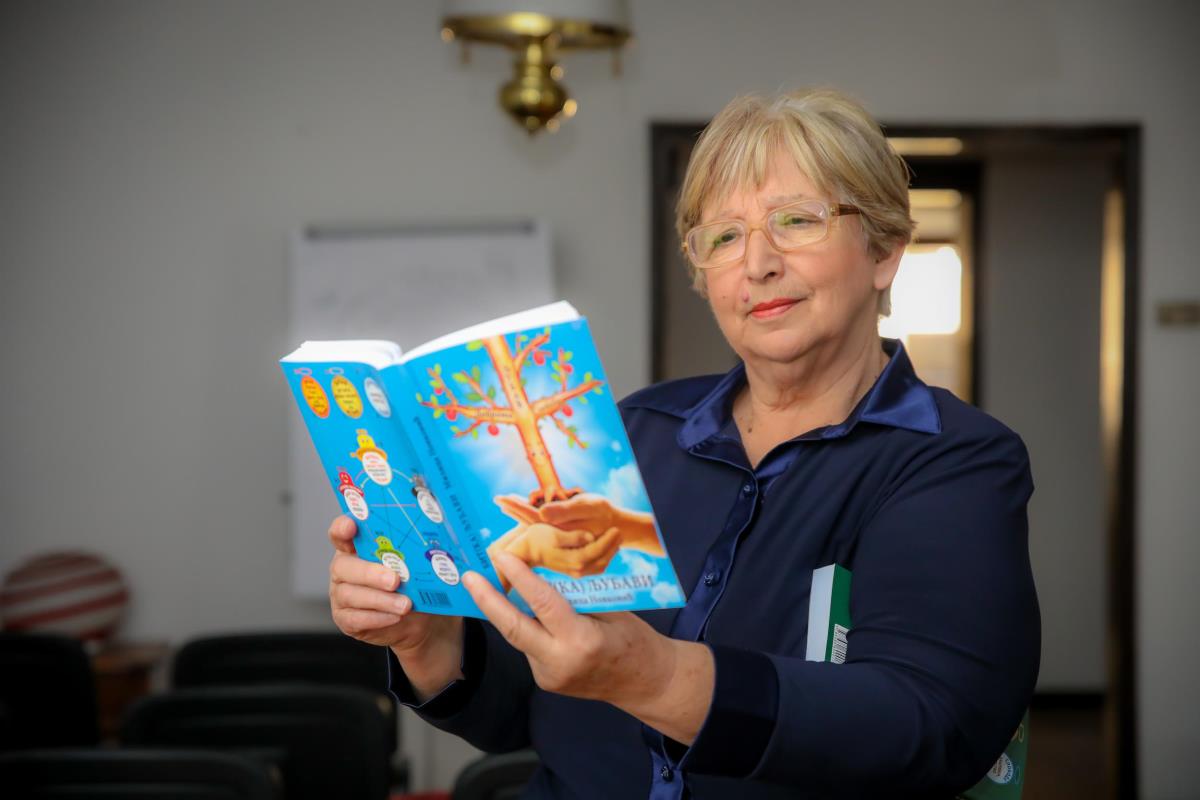 Milica Novković: Otac nije kolac, ali vremenom to postaje! Muškarci ...