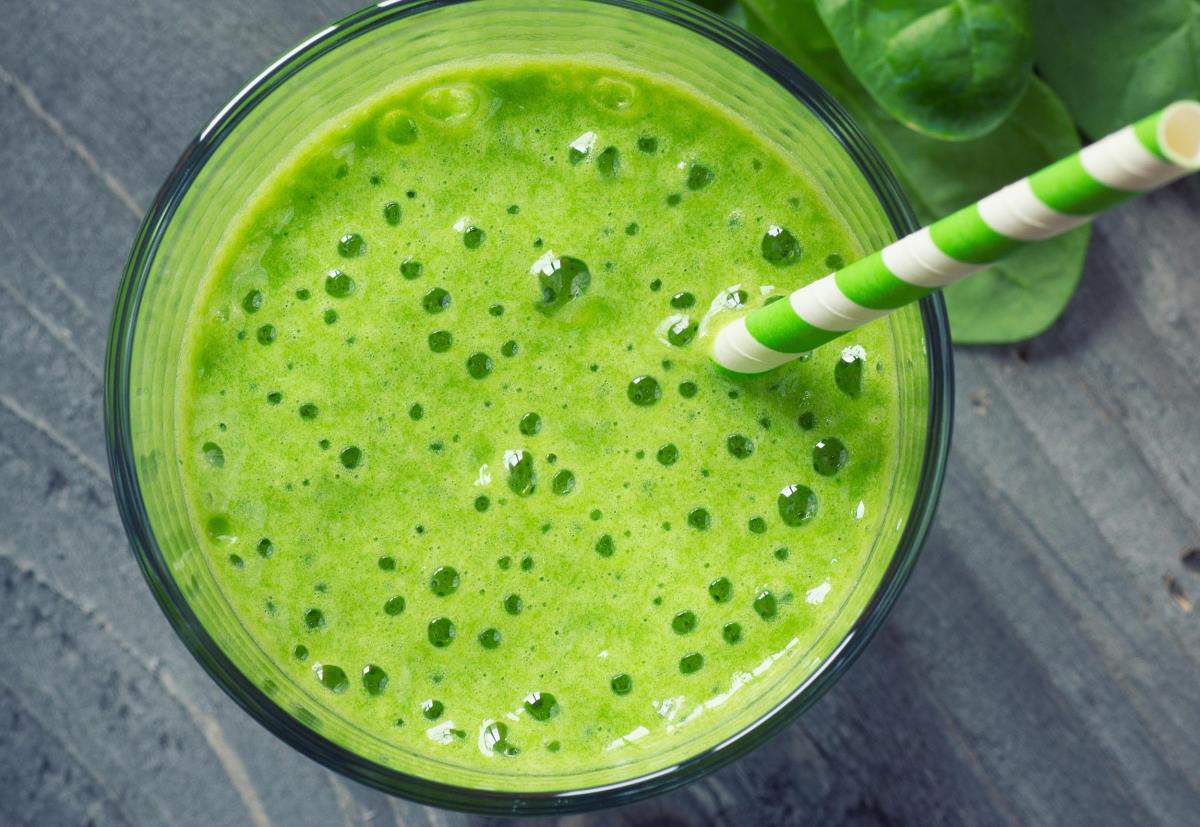 7 čaša za 7 dana: Moćan napitak koji sagoreva salo na stomaku! (RECEPT ...