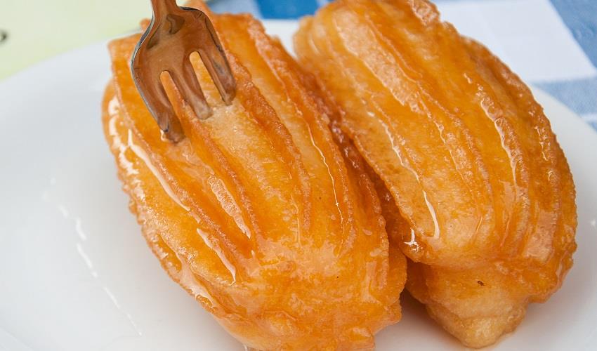 OVAKO SE PRAVE NAJUKUSNIJE TULUMBE: Izdašna i sočna poslastica kojoj ...